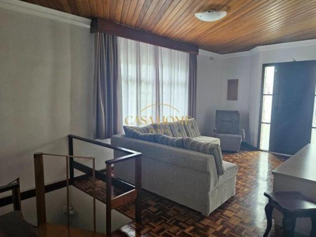 Casa à venda em Guabirotuba