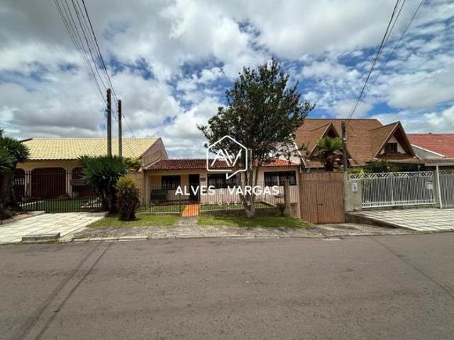 Casa à venda em Guabirotuba