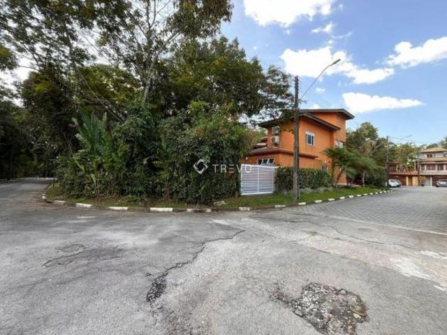 CASA À VENDA EM GUARATUBA A MENOS DE 500 METROS DA PRAIA 5 DORM/5 WC/3 VAGAS