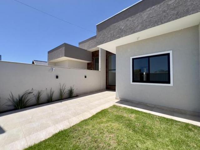 Casa a venda em Guaratuba, bairro Coroados