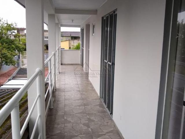 CASA À VENDA EM GUARATUBA – BARRA DO SAÍ