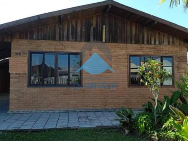 casa à venda em Guaratuba PR, Cohapar: 5 quartos, 3 banheiros, 3 vagas, 143m². Venha conferir!