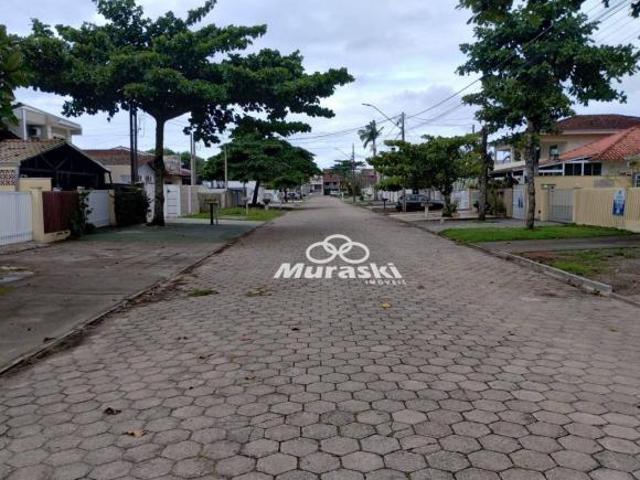 Casa a venda em Guaratuba