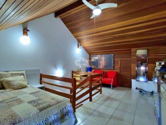 Casa à venda em Guarujá