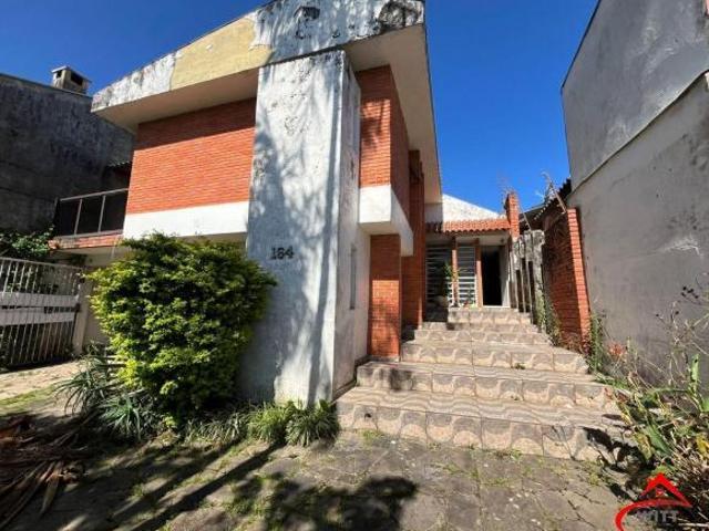 Casa à venda em Guarujá