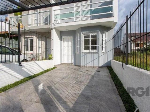 Casa à venda em Guarujá
