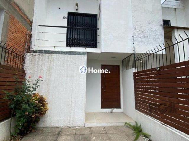 Casa à venda em Guarujá