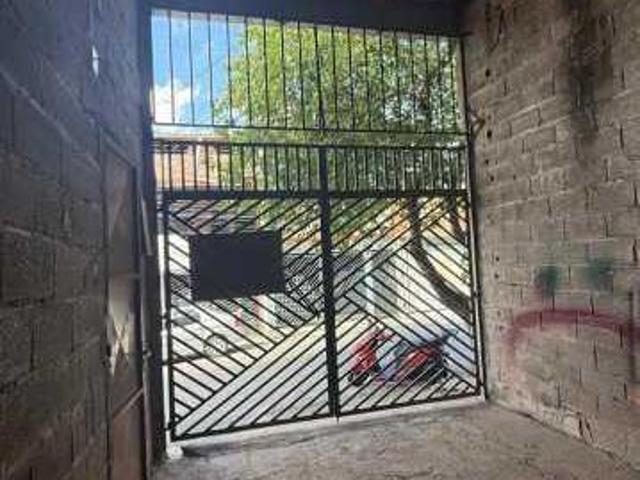 Casa à Venda em Guarulhos Soberana 2 Quarto,1 Banheiro
