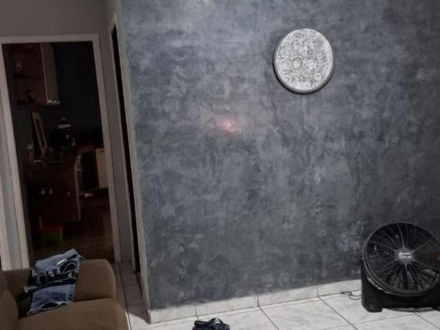 Casa à Venda em Guarulhos Terreno de 1.025 m² com Quintal Amplo e Poço Artesia