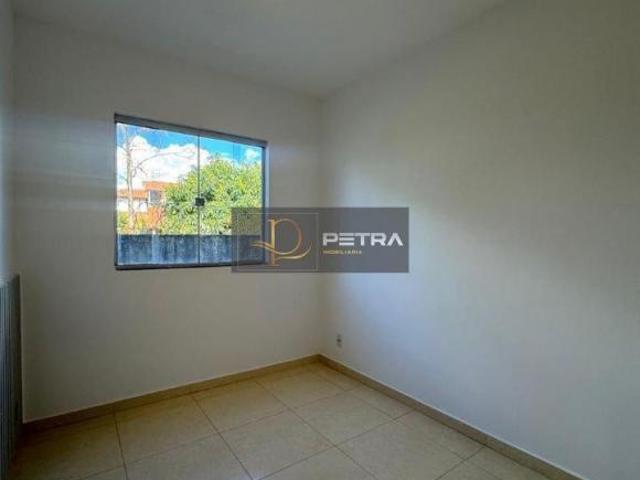Casa à venda em Duque de Caxias