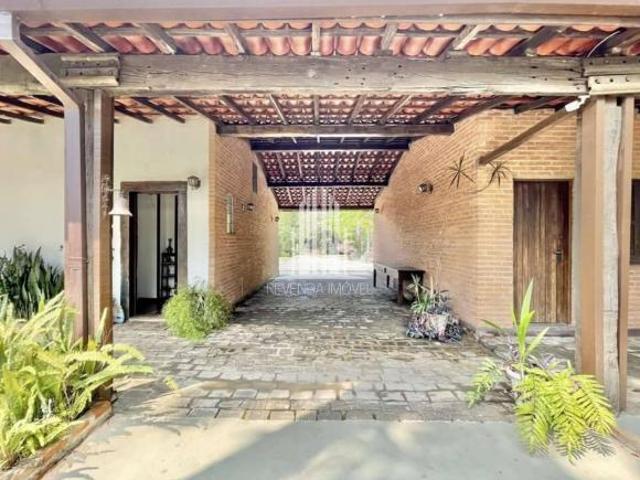 Casa à venda em Embu das Artes SP: 3 quartos, 1 suíte, 3 banheiros, 2 vagas de garagem, 398m² no Moi