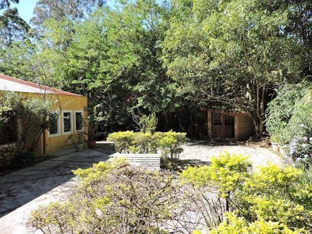 Casa à venda em Embu das Artes, Vila Real Moinho Velho, com 2 suítes, com 415.6 m²