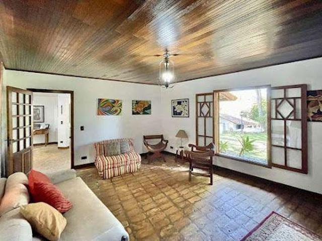 Casa à venda em Embu das Artes, Vila Real Moinho Velho, com 4 quartos, com 478.7 m²