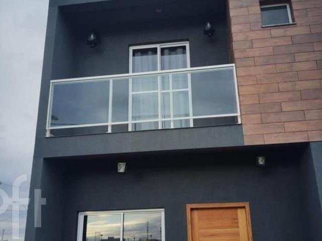 Casa à venda em Espírito Santo com 132 m², 3 quartos, 1 suíte, 1 vaga