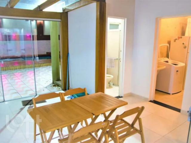 Casa à venda em Espírito Santo com 297 m², 4 quartos, 1 suíte, 2 vagas