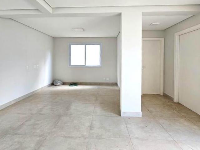 Casa à venda em excelente condomínio fechado no bairro das Palmeiras em Campinas, ao lado da Hípica