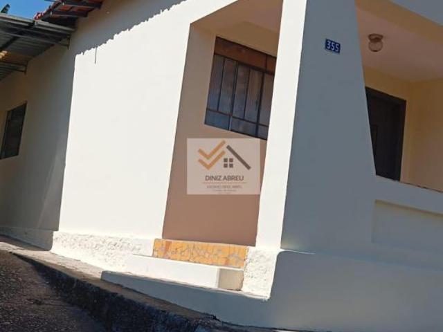 Casa À Venda em Excelente localização!