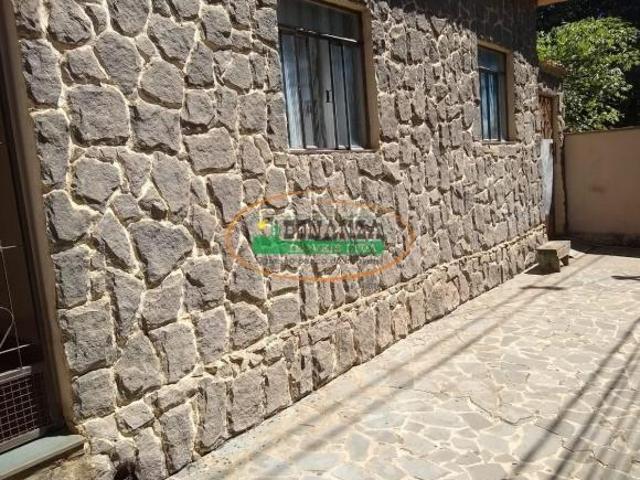 Casa à venda em Fábricas
