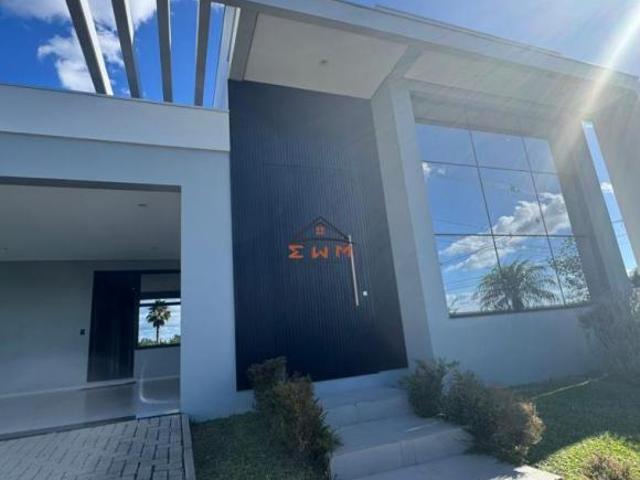 Casa à Venda em Farroupilha alto padrão, Mobiliada, 2 Vagas de Gar