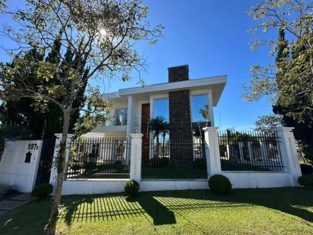 Casa à venda em Farroupilha bairro São Luiz com 3 dormitórios e pis