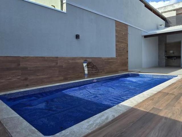 CASA À VENDA COM PISCINA, 3 QUARTOS 4 VAGAS FILADELFIA BETIM