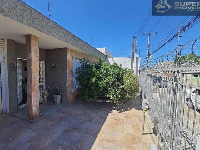 Casa à venda em Fragata