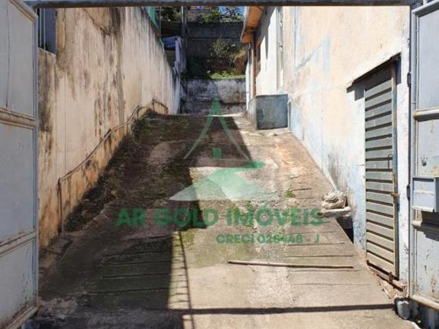 Casa à venda em Francisco Morato | 3 dormitórios | 5 vagas | Salão comercial
