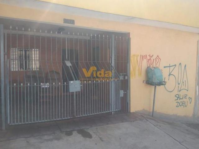 Casa á venda em Km 18 Osasco, SP 03 Quartos