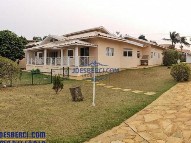 Casa à venda em Holambra