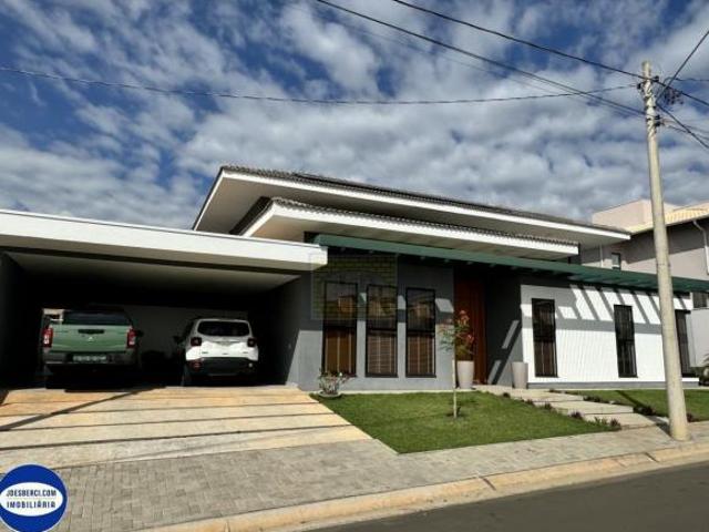 Casa à venda em Holambra