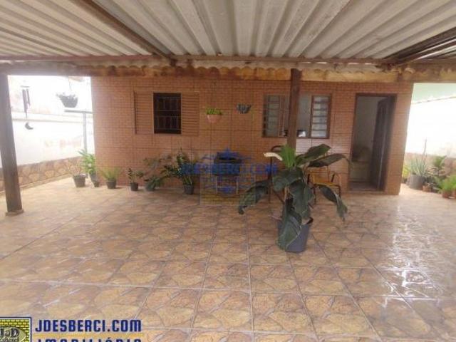 Casa à venda em Holambra