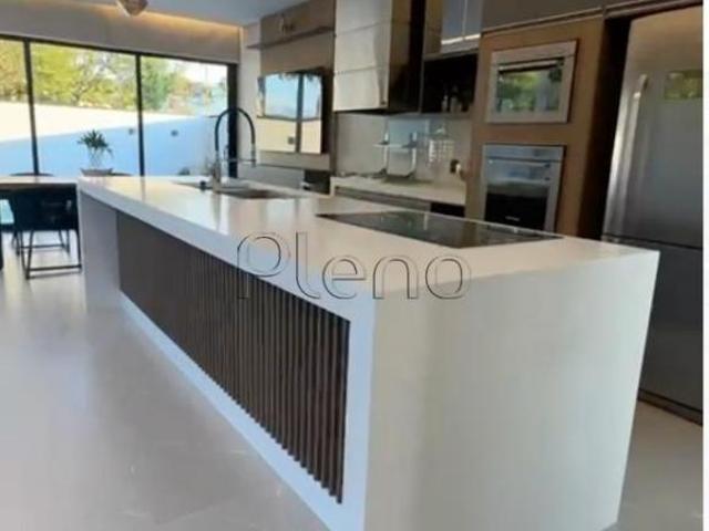 Casa à venda em Holambra, com 3 suítes, com 268 m², Residencial Flor D&apos Aldeia