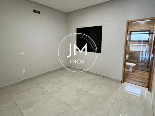Casa a venda em Hortolândia com 2 quartos sendo 1 suíte e 2 vagas no Jardim Novo Cambuí