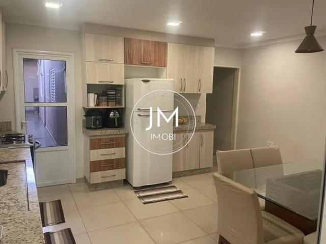 Casa a venda em Hortolândia com 2 quartos sendo um suíte, Jd. Terras de Santo Antônio