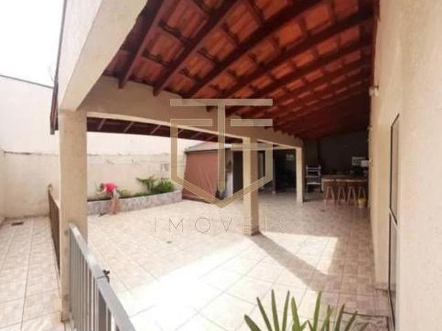 Casa à venda em Hortolândia, Jardim Santa Clara do Lago II, com 3 quartos, com 180 m²