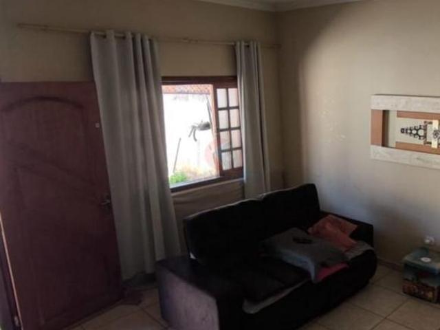 Casa à venda em Hortolândia, Jardim Santo André, com 3 quartos