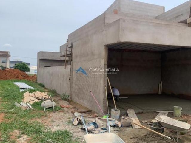 Casa à venda em Hortolândia, Parque Olívio Franceschini, com 3 suítes, com 167 m²