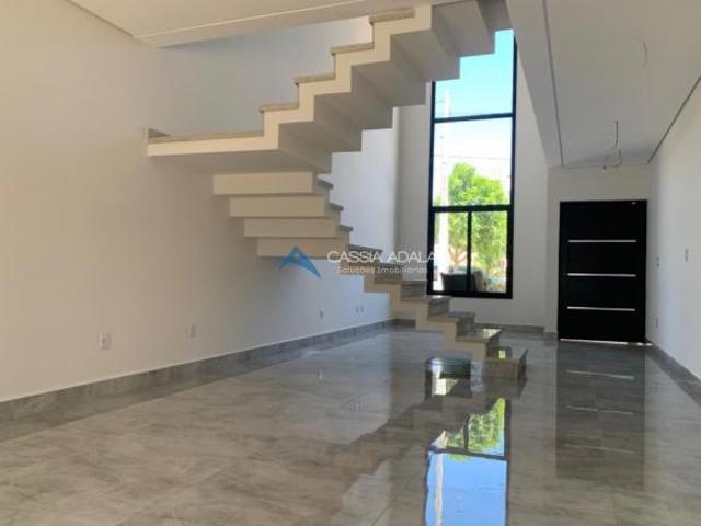 Casa à venda em Hortolândia, Parque Olívio Franceschini, com 3 suítes, com 220 m²