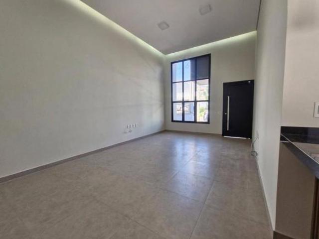 Casa à venda em Hortolândia, Parque Olívio Franceschini, com 3 quartos, com 172 m²