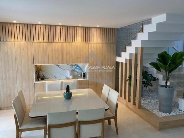 Casa à venda em Hortolândia, Parque Olívio Franceschini, com 3 quartos, com 230 m²