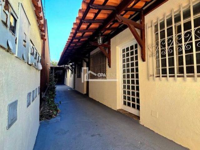 Casa à venda em Heliópolis