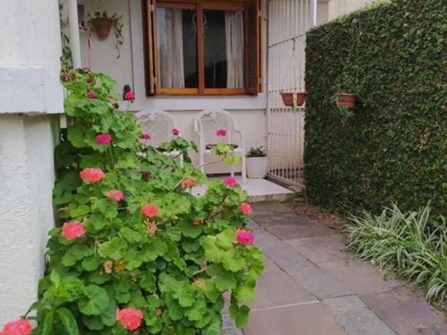 Casa à venda em Hipica com 69 m², 3 quartos, 1 suíte, 2 vagas
