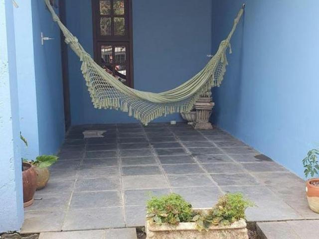 Casa à venda em Hipica com 77 m², 2 quartos, 2 vagas