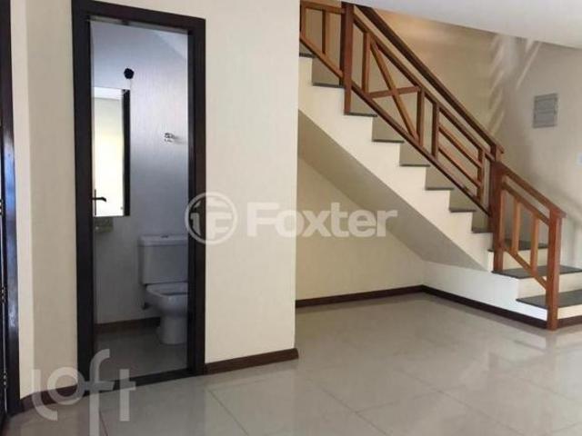 Casa à venda em Hipica com 107 m², 3 quartos, 2 suítes, 2 vagas