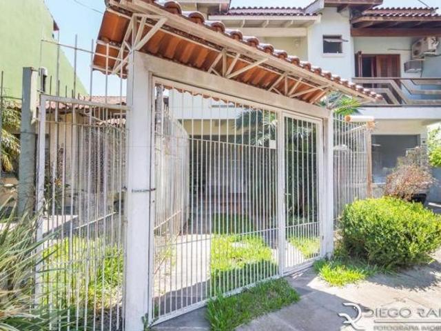 Casa à venda em Hipica com 112 m², 2 quartos, 1 suíte, 2 vagas
