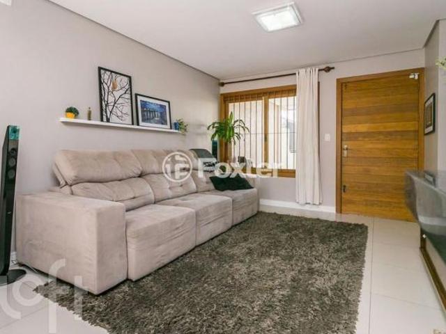 Casa à venda em Hipica com 131 m², 3 quartos, 1 suíte, 4 vagas