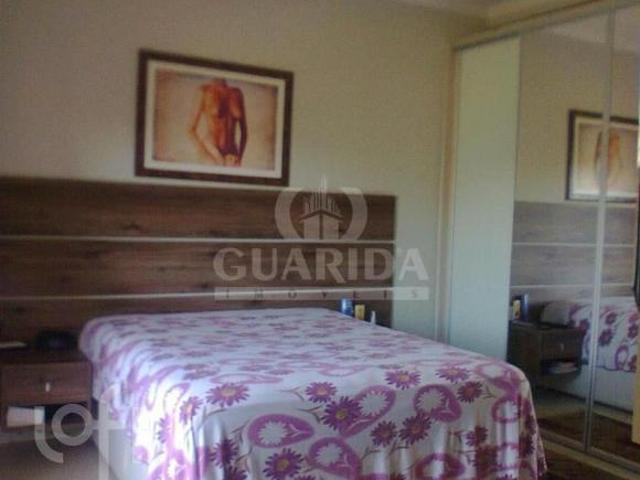Casa à venda em Hipica com 140 m², 3 quartos, 3 suítes