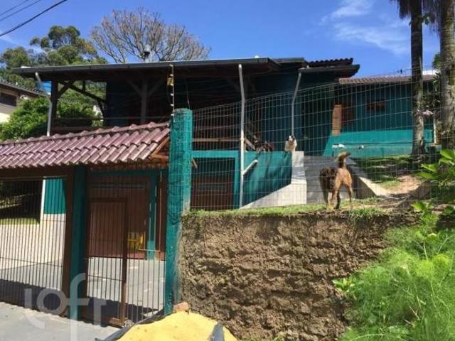 Casa à venda em Hipica com 200 m², 3 quartos, 1 suíte, 2 vagas