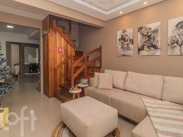Casa à venda em Humaitá com 69 m², 2 quartos, 1 vaga