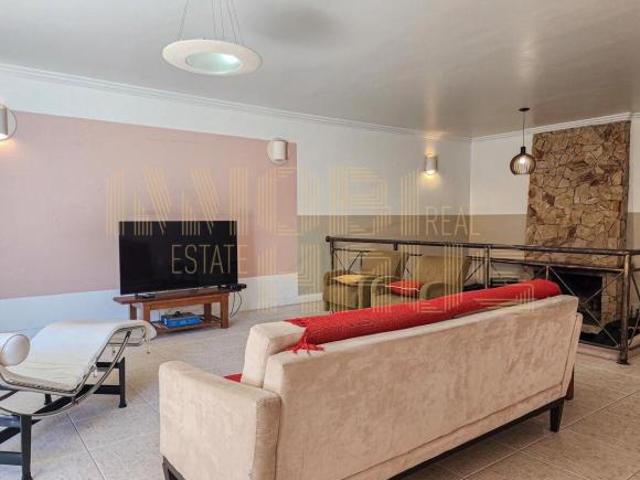 Casa à venda em Interlagos | 5 quartos